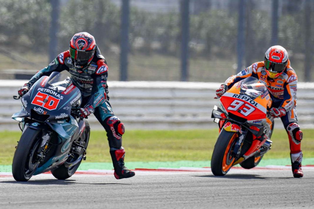 Video: Οι 5 κορυφαίες Last Lap μάχες του MotoGP για το 2019 | TractioN