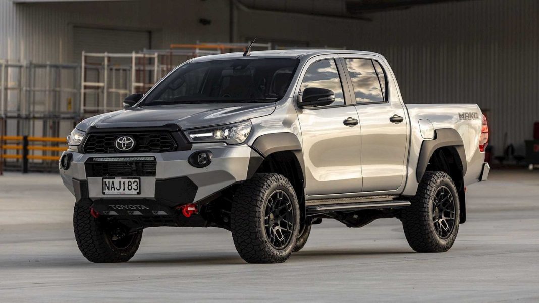 Toyota Hilux Mako: Κοιτώντας κατάματα το Ranger Raptor (+video) | TractioN