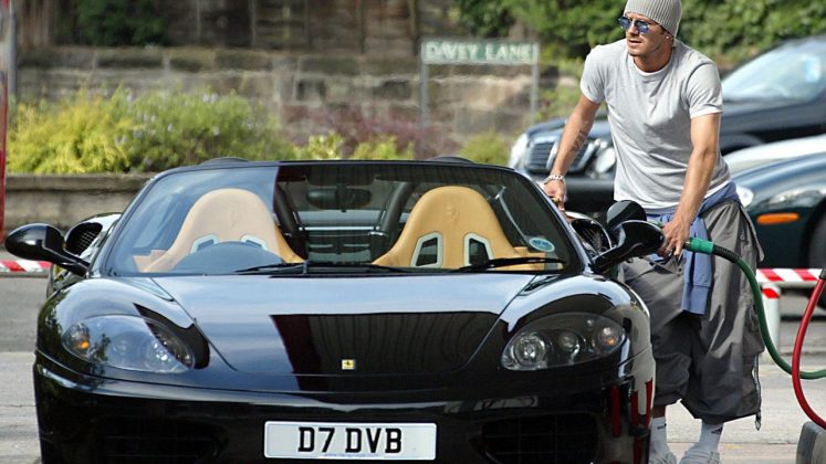 Πωλητήριο στην Ferrari 360 Spider του David Beckham | TractioN
